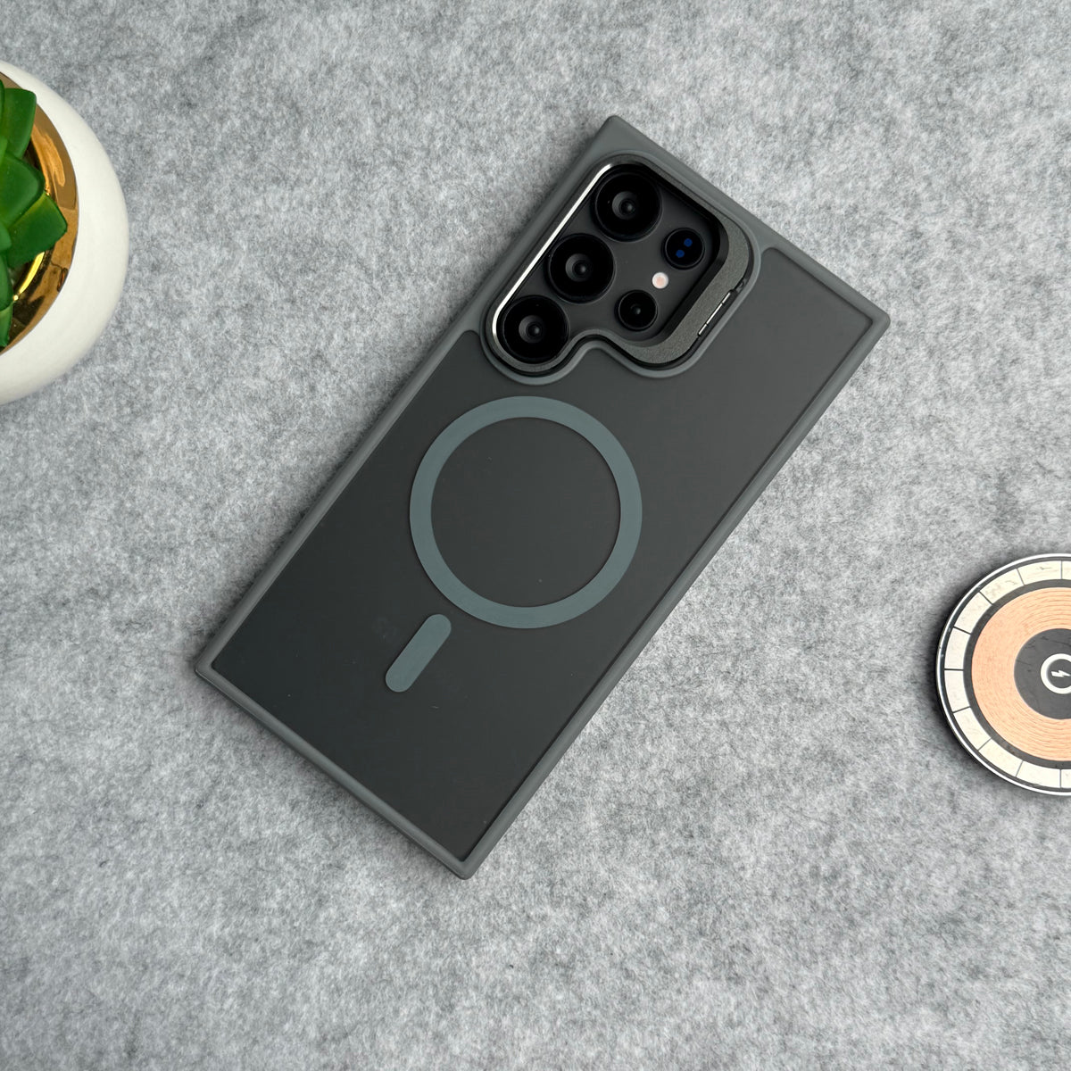 Samsung Galaxy S25 Ultra Smoke MagSafe Cover With Metal Camera Bump Ki ...